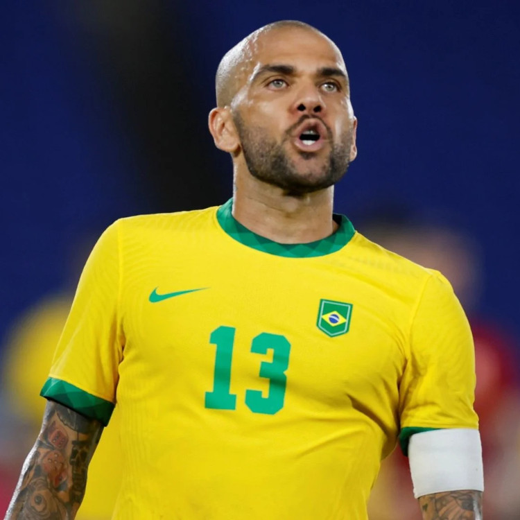 Brésil Dani Alves Condamné Pour Viol 4 Ans Et Demi De Prison